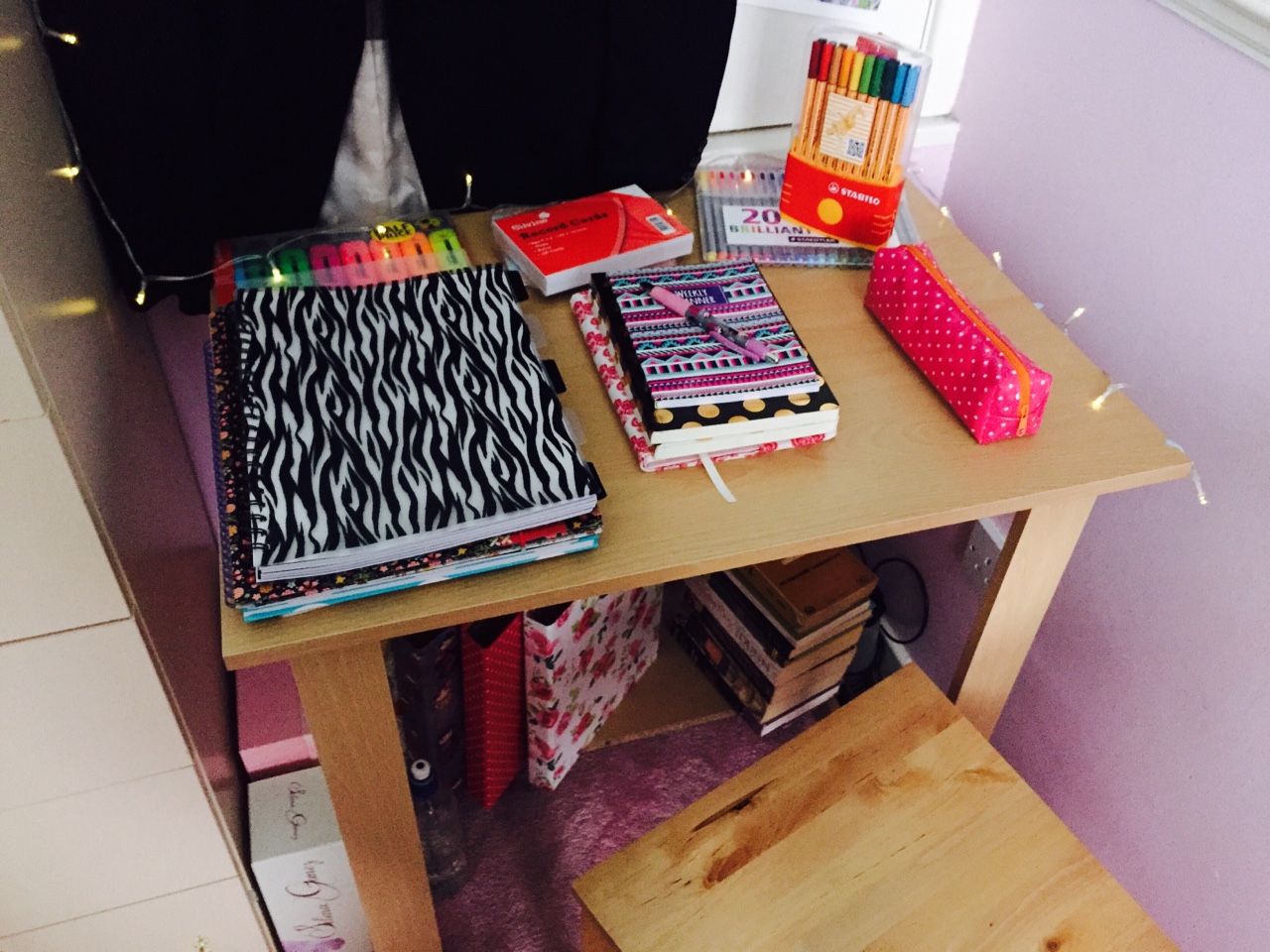 Flitto Content - 10 Features of Lousy Students